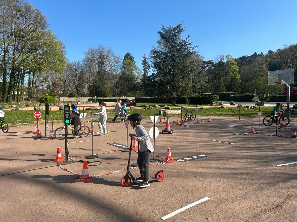 Sécurité routière CM1 - Ombrosa